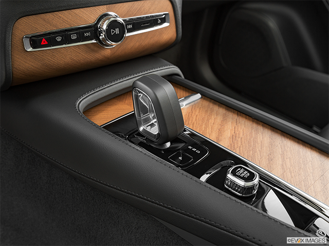 2025 Volvo XC90: Price, Review, Photos and Specs (Canada) | Driving.ca