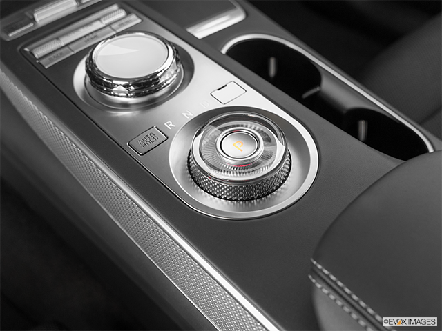 2023 Genesis GV70 2.5T Select AWD: Price, Review, Photos (Canada) | Driving