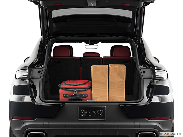 2025 Porsche Cayenne Coupé: Price, Review, Photos and Specs (Canada ...