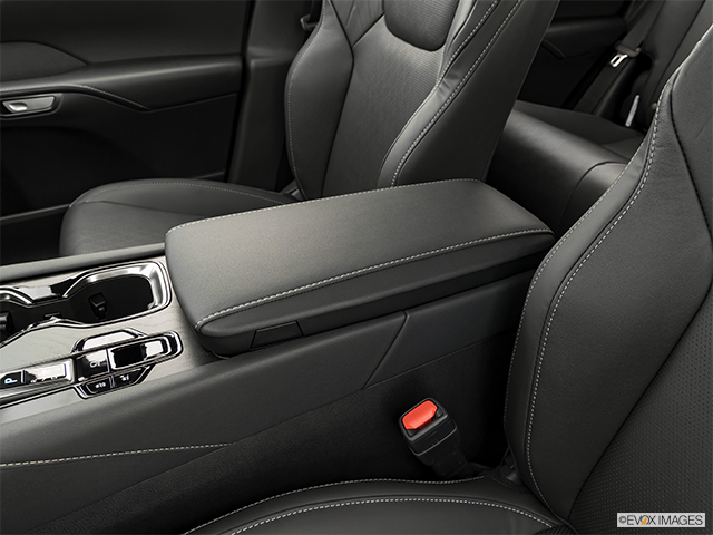 2025 Lexus RX 350h: Price, Review, Photos and Specs (Canada) | Driving.ca