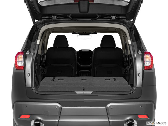 2025 Subaru Ascent: Price, Review, Photos and Specs (Canada) | Driving.ca