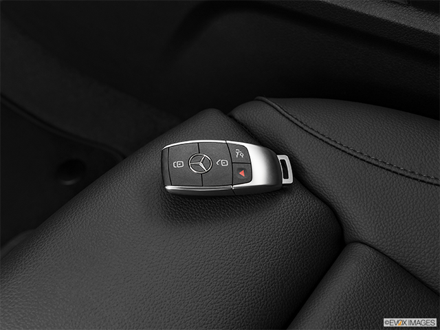 2025 Mercedes-Benz EQB: Price, Review, Photos and Specs (Canada ...
