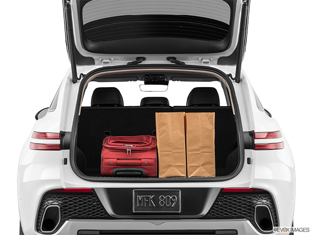 Genesis GV70 2025: prix, avis d’experts, photos et spécifications ...