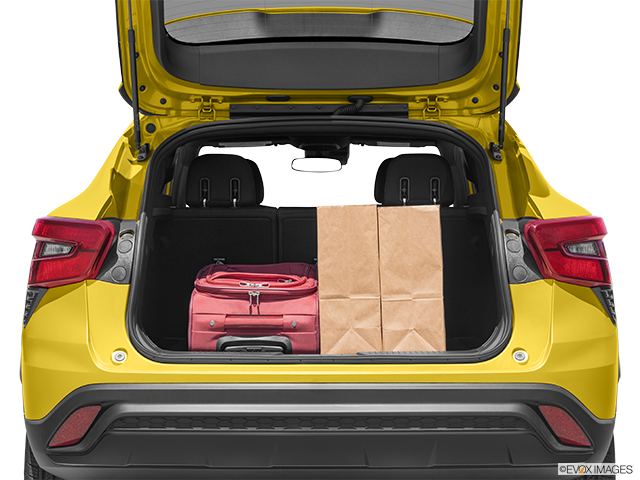 2025 Chevrolet Trax: Price, Review, Photos and Specs (Canada) | Driving.ca