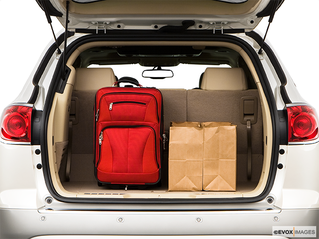 2009 Buick Enclave CX FWD: Price, Review, Photos (Canada) | Driving