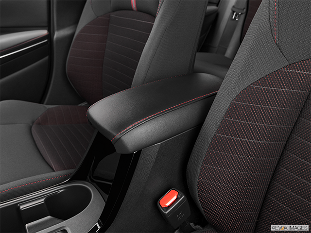 2025 Toyota Corolla: Price, Review, Photos and Specs - Read This Before ...