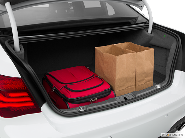2015 BMW 7 Series: Reviews, Price, Specs, Photos and Trims | Driving.ca