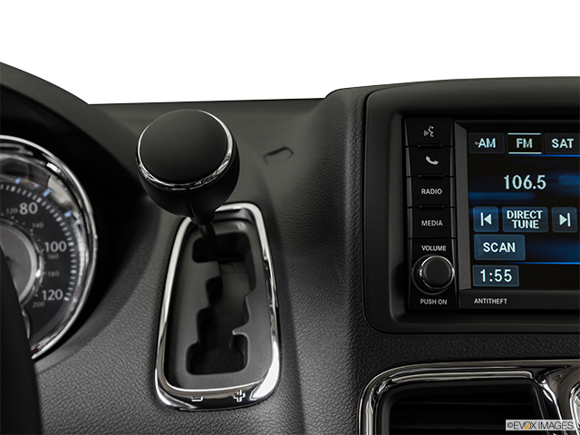 2015 Chrysler Town & Country: Reviews, Price, Specs, Photos and Trims ...