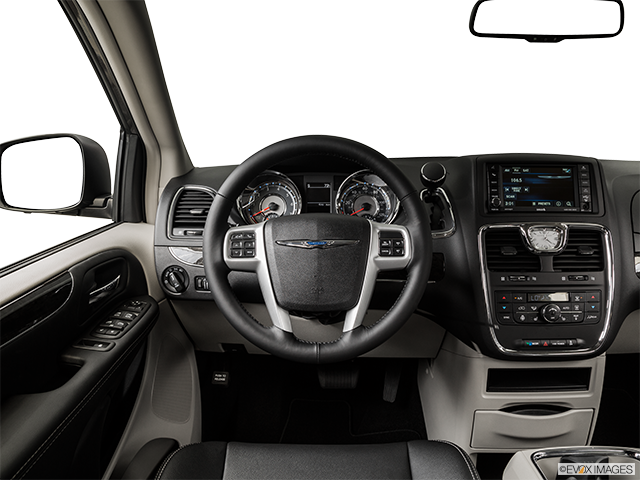 2015 Chrysler Town & Country: Reviews, Price, Specs, Photos and Trims ...