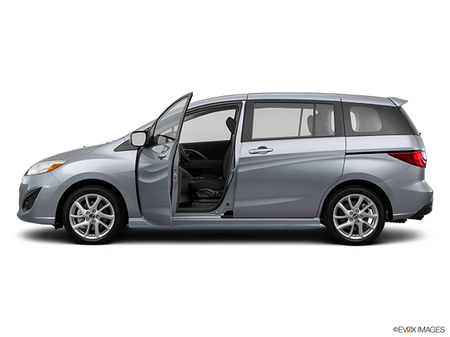 2017 Mazda MAZDA5 GS 6MT | Driving