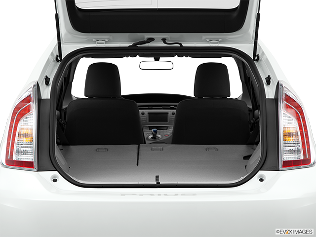 2015 Toyota Prius: Price, Review, Photos and Specs - Read This Before ...