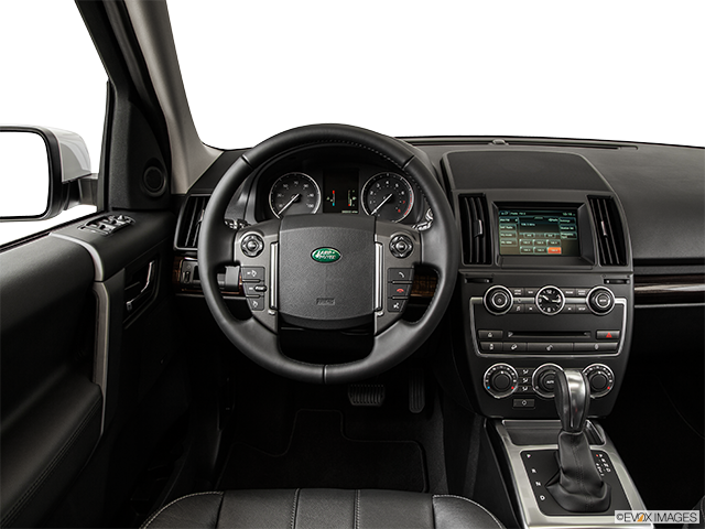 2015 Land Rover LR2 Base Trim: Price, Review, Photos (Canada) | Driving