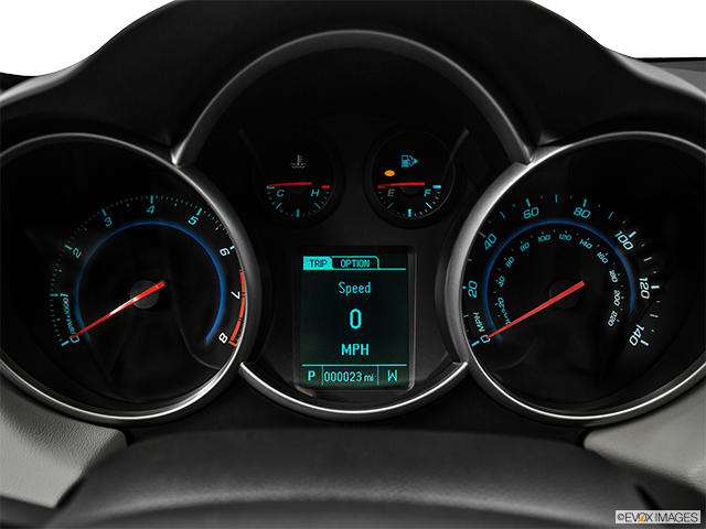 2015 Chevrolet Cruze: Price, Review, Photos and Specs - Read This Before You Buy