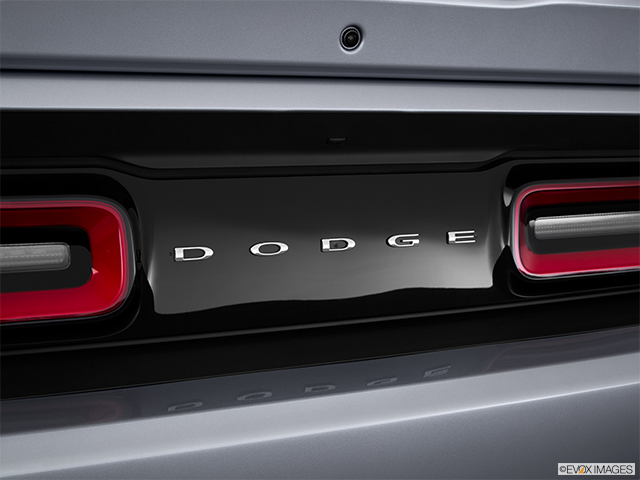 2015 Dodge Challenger: Price, Review, Photos and Specs - Read This ...