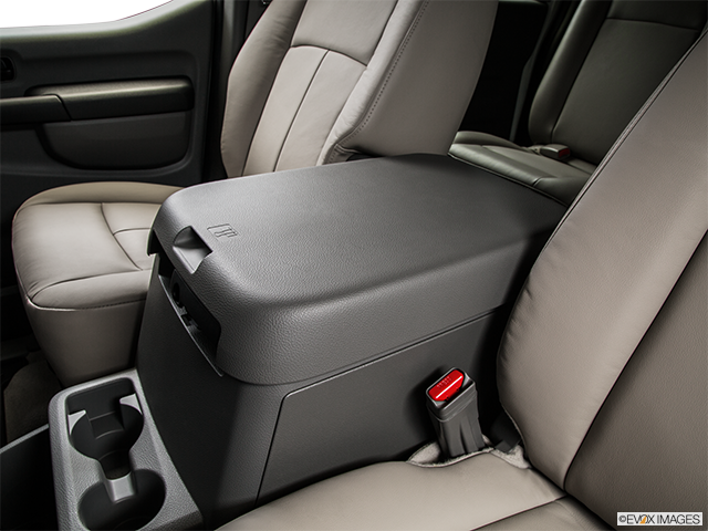 2014 Nissan NV Passenger 3500 S V6: Price, Review, Photos (Canada ...