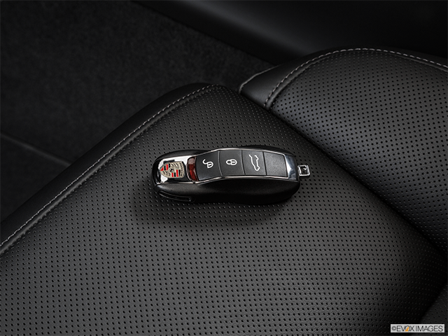 2015 Porsche Macan: Reviews, Price, Specs, Photos and Trims | Driving.ca