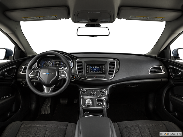2015 Chrysler 200: Reviews, Price, Specs, Photos and Trims | Driving.ca