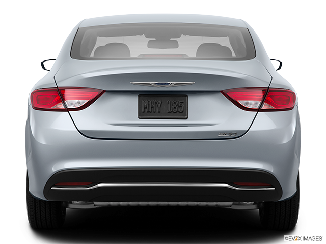 2015 Chrysler 200: Price, Review, Photos and Specs - Read This Before ...