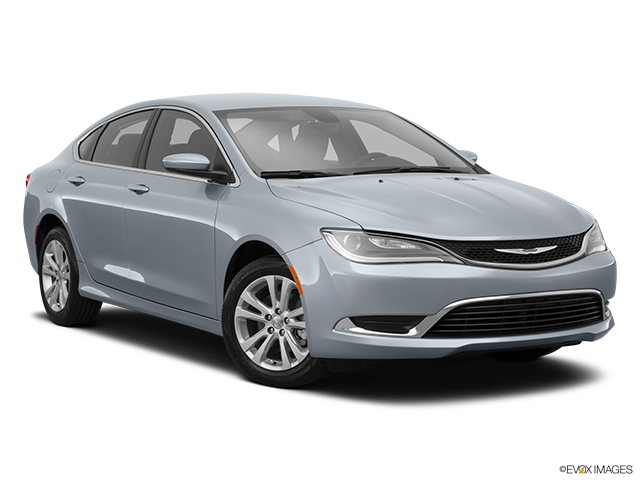 2015 Chrysler 200: Reviews, Price, Specs, Photos and Trims | Driving.ca