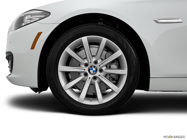 2015 BMW 5 Series: Price, Review, Photos and Specs - Read This Before ...