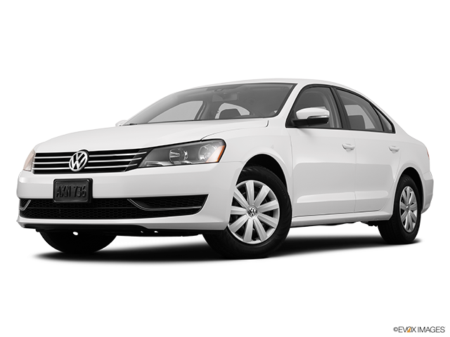 2014 Volkswagen Passat 1.8 TSI Trendline 5MT: Price, Review, Photos ...