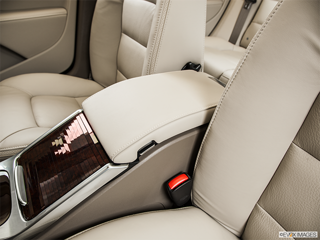 2015 Volvo XC70: Reviews, Price, Specs, Photos and Trims | Driving.ca