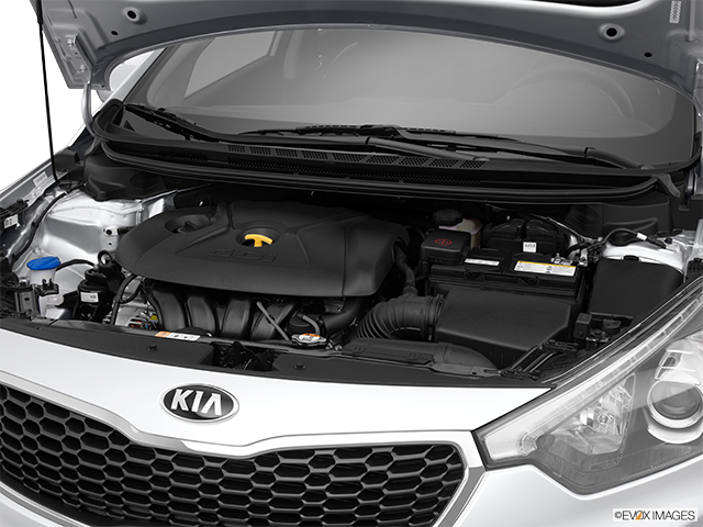 2014 Kia Forte 5-Door 2.0 LX+ 6MT: Price, Review, Photos (Canada) | Driving