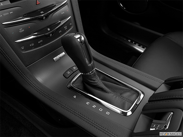 2014 Lincoln MKT EcoBoost AWD: Price, Review, Photos (Canada) | Driving