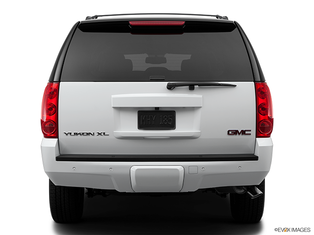 2014 GMC Yukon XL C1500 SLE: Price, Review, Photos (Canada) | Driving