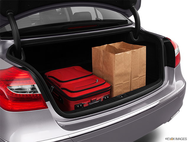 2013 Hyundai Genesis 3.8 8AT: Price, Review, Photos (Canada) | Driving